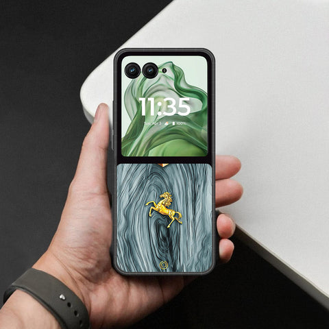 Motorola Razr 50 Ultra Cover - Majestic Royal V Design - HQ Premium Sh ...