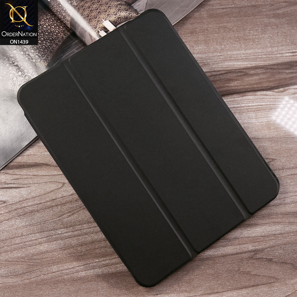 iPad Pro (7th gen) 13-inch (2024) Cover - Black - PU Leather Smart Boo ...